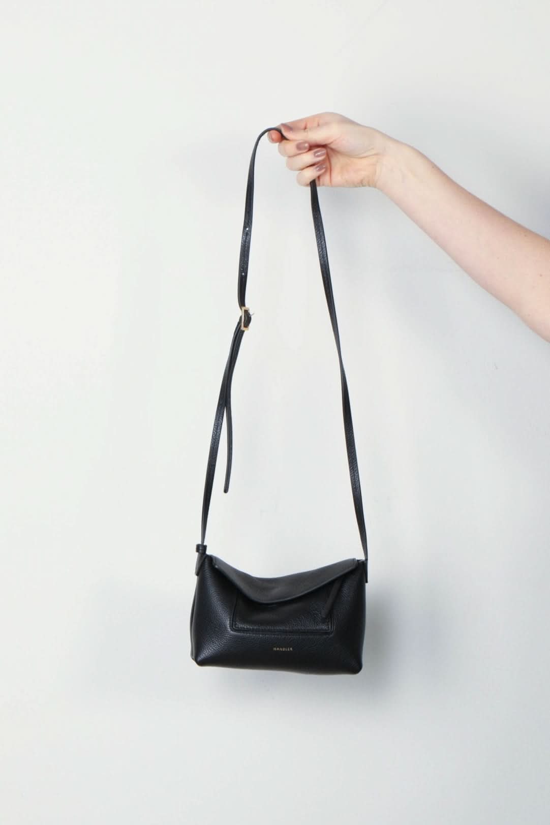 Shop Wandler - Tas - Penelope Slouch Mini - Black crust - BYLOTTE