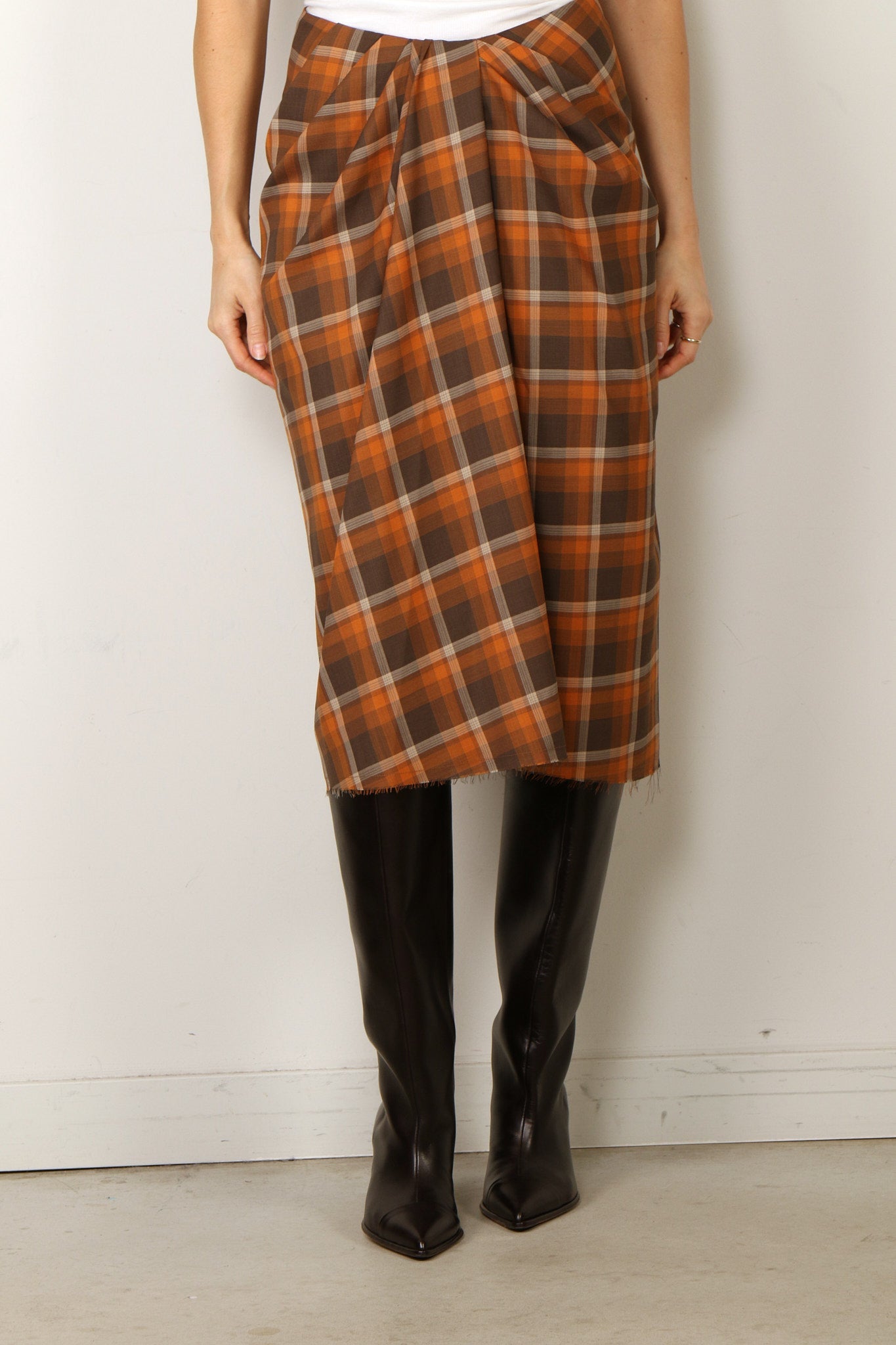 Shop 6397 - Rok - Draped Tartan Skirt - Red Rock - BYLOTTE